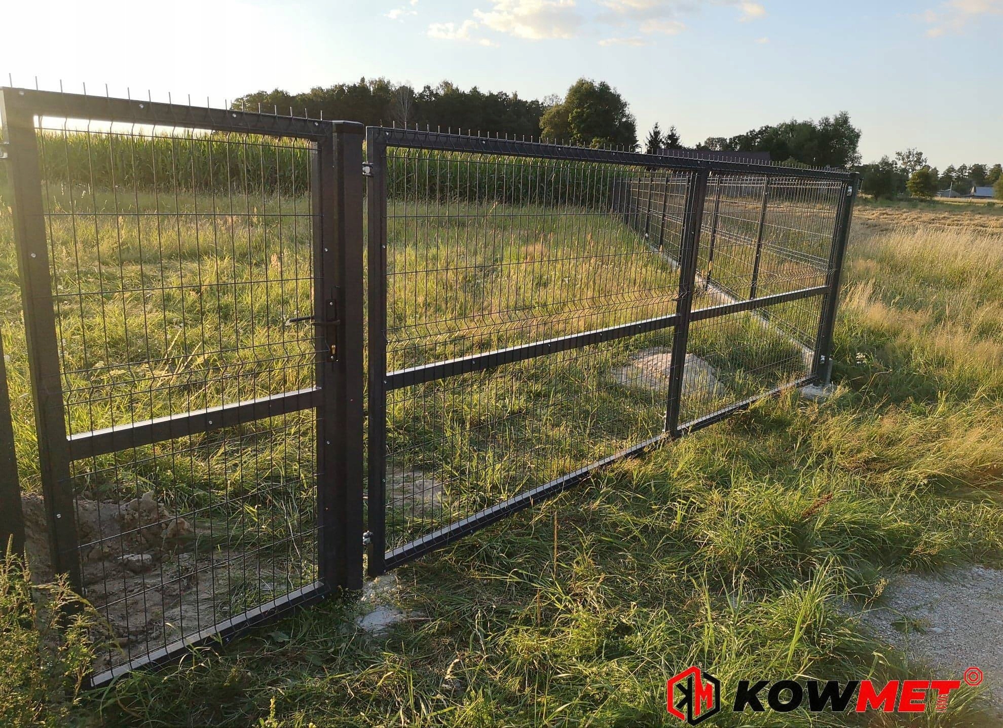 Brama panelowa dwuskrzydłowa 140cm 5m + słupki + akcesoria Brązowa RAL ...